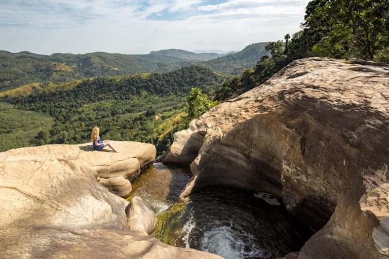 Upper Diyaluma Falls | Attractions in Sri lanka